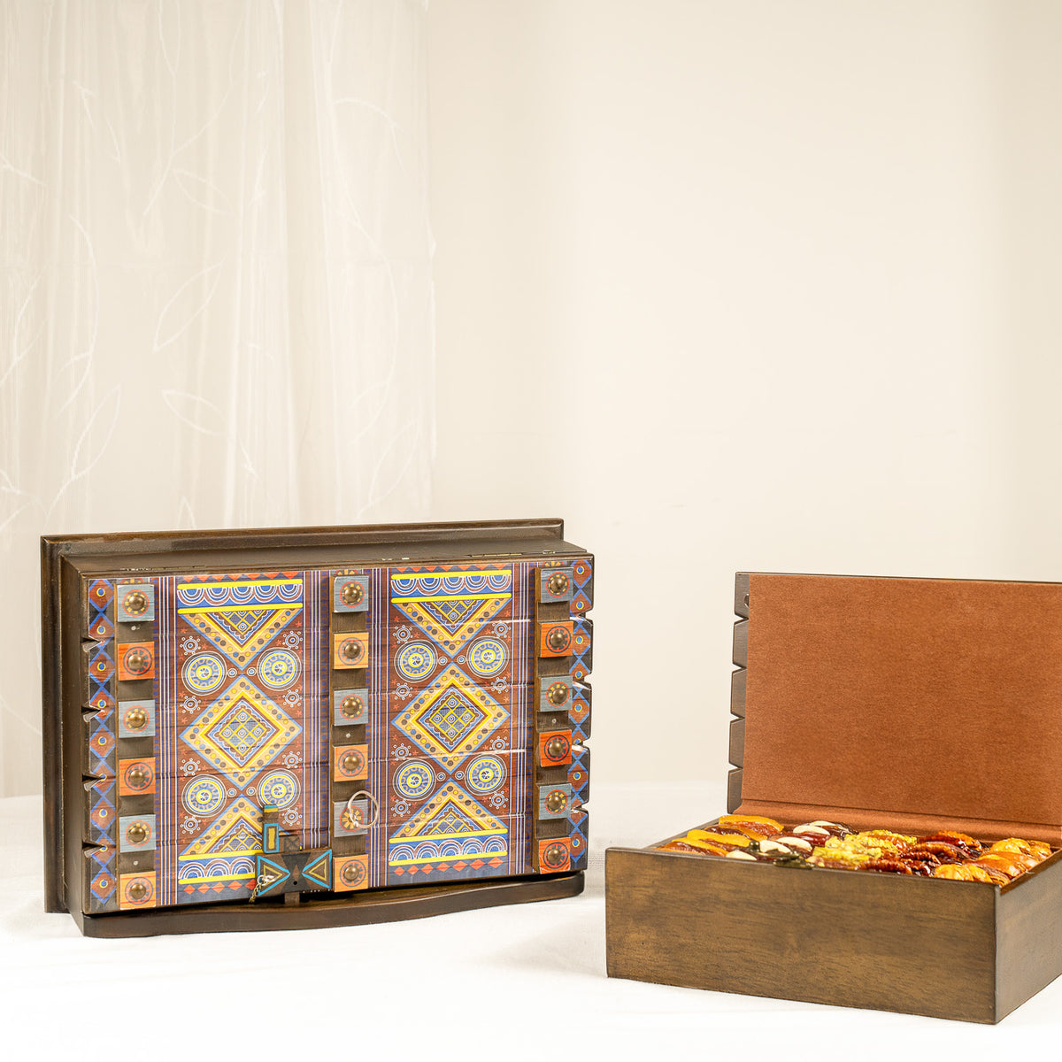 Najd Legacy Wooden Chest Gift Box – Etmar