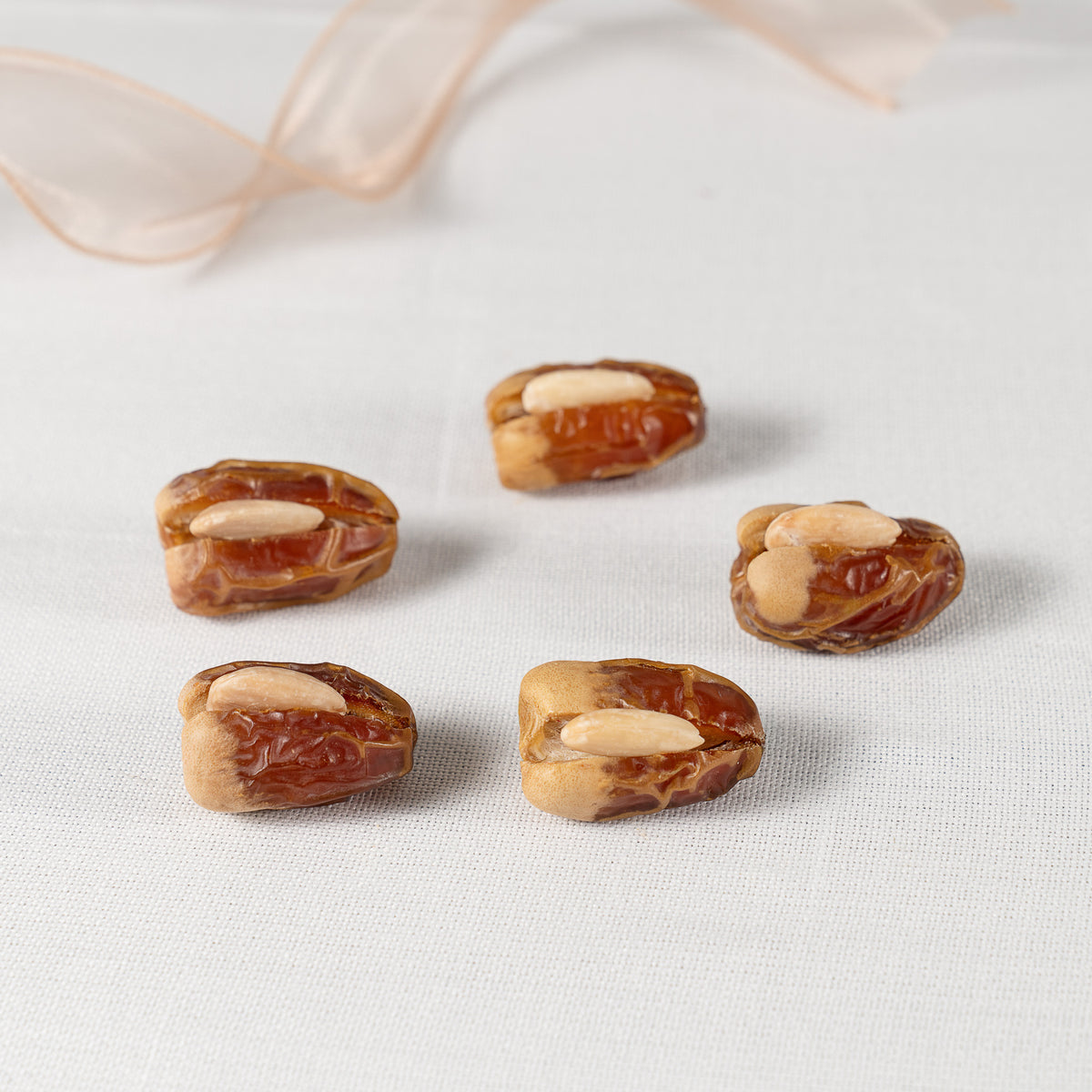 Segai with Almond – Etmar